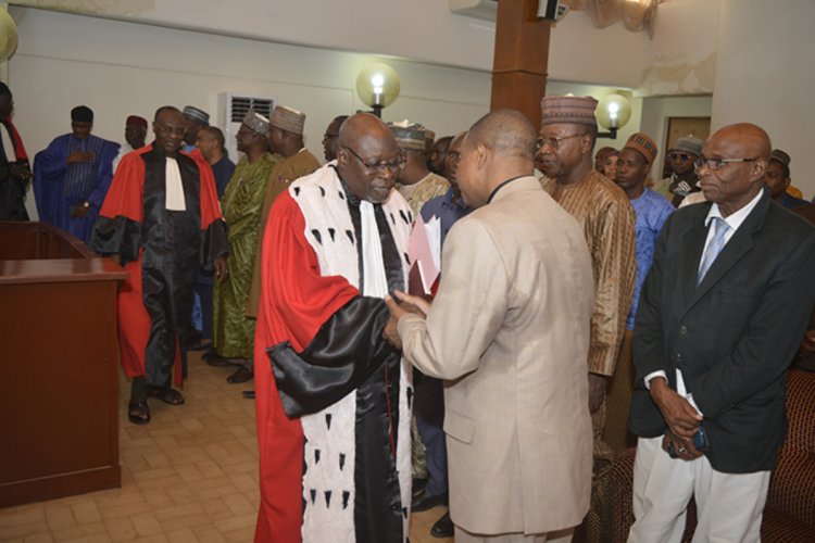 Prestation de serment à la Cour d'Etat: Le Président de la HAPDP, M ...